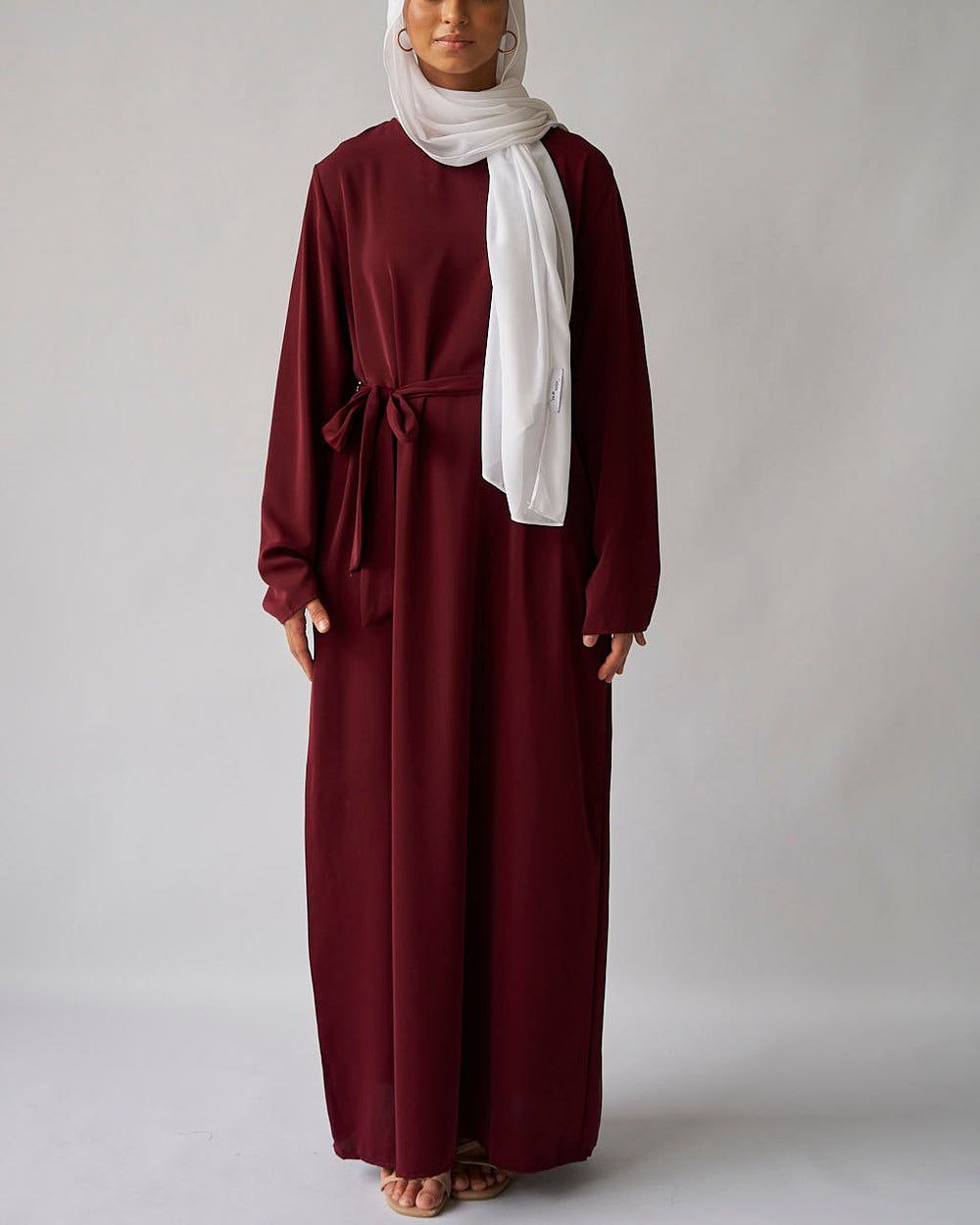 MAIRA PLAIN BASIC ABAYA | MAROON